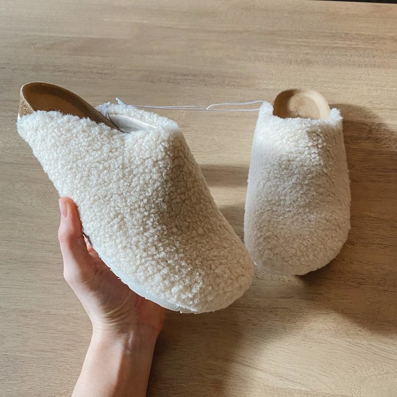 Universal Thread | Shoes | Cream Sherpa Slip On Mule Clog Shoes | Poshmark